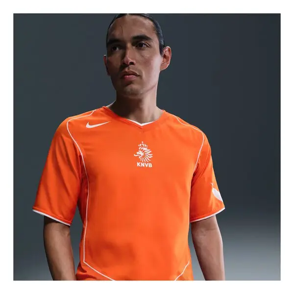 Nike Netherlands 2004 Total 90 Reissue Jersey - Orange/black