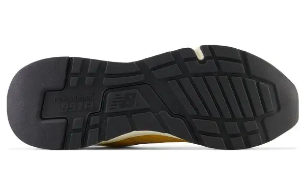 NEW BALANCE 997r Sneakers - Yellow/cream/silver