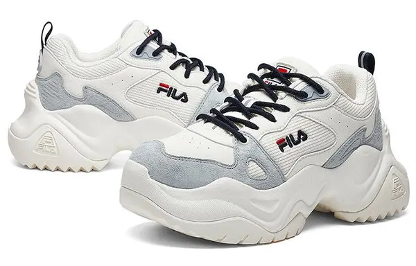 FILA Disruptor Low Top Sneakers