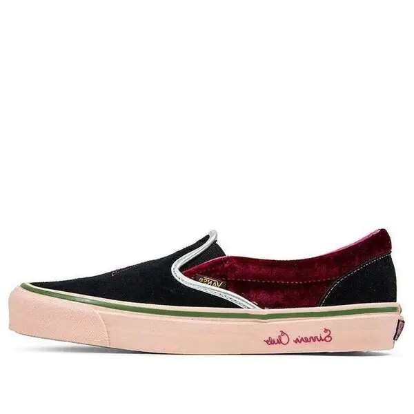 VANS Feature X Classic Slip-on 'sinners Club - Black