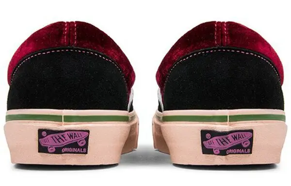 VANS Feature X Classic Slip-on 'sinners Club