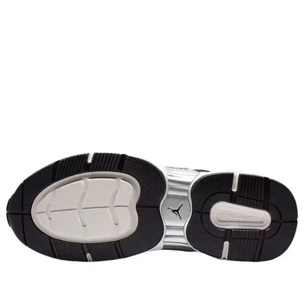 JORDAN Trunner O/s Sneakers - Photon Dust/black/sail