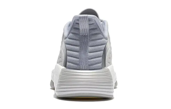 LI-NING No Boundary Iii Training Sneaker