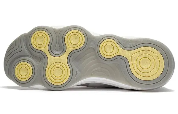 LI-NING No Boundary Iii Training Sneaker