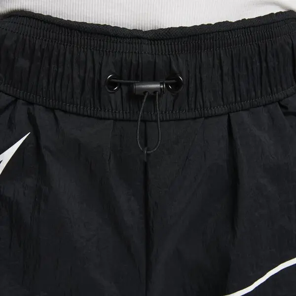 Nike Sportswear Essential Woven Shorts