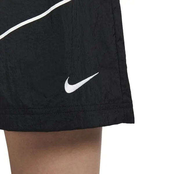 Nike Sportswear Essential Woven Shorts