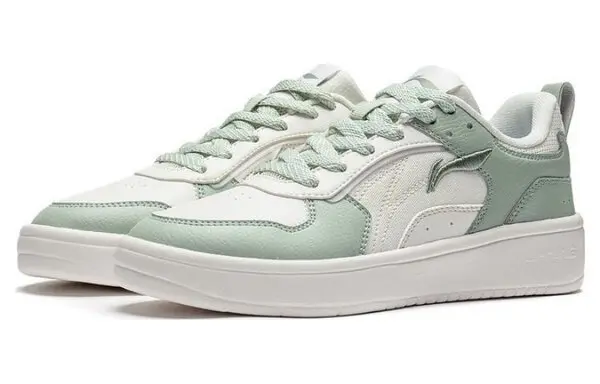LI-NING Xingchuan Skate Sneakers