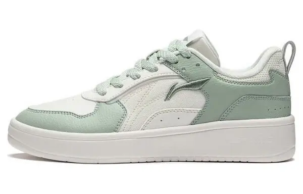 LI-NING Xingchuan Skate Sneakers