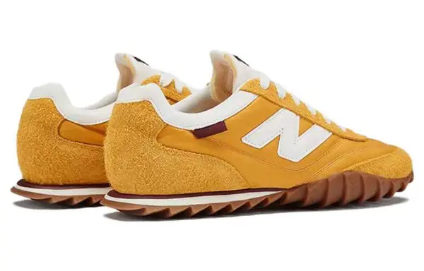 NEW BALANCE X Donald Glover Rc30 "golden Hour" Sneakers - Yellow/white
