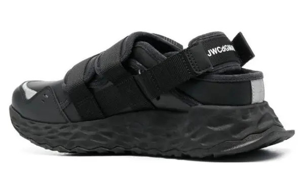 NEW BALANCE Snow Peak Niobium Concept 2 Sandals - Black/brown