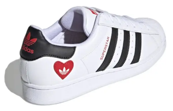 Adidas Superstar Sneakers