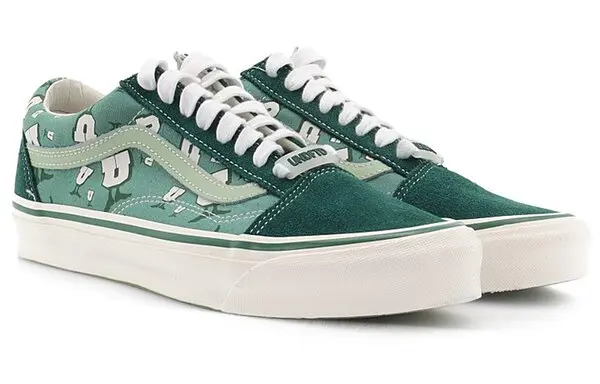 VANS X Undefeated Og Old Skool Lx Sneakers - Green