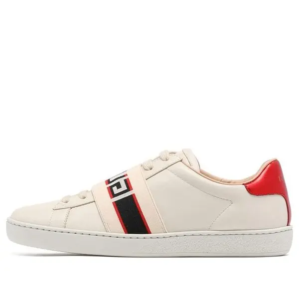 Gucci Ace Low Top Sneakers With Stripe Detail
