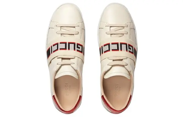 Gucci Ace Low Top Sneakers With Stripe Detail