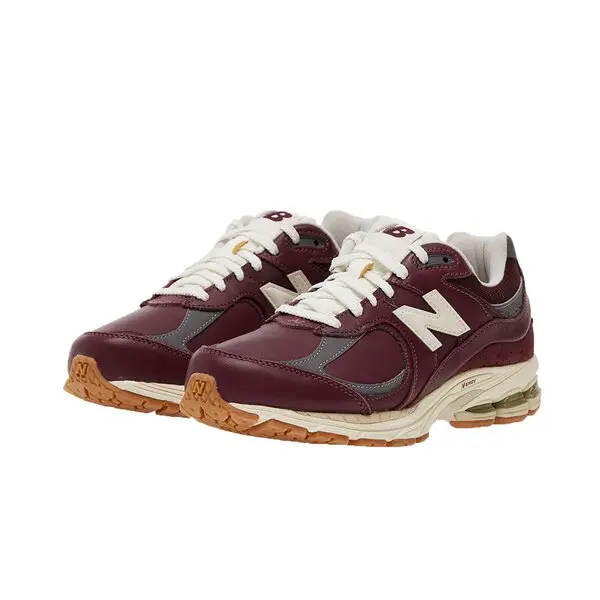 NEW BALANCE 2002r Vintage Leather Pack Sneakers - Burgundy