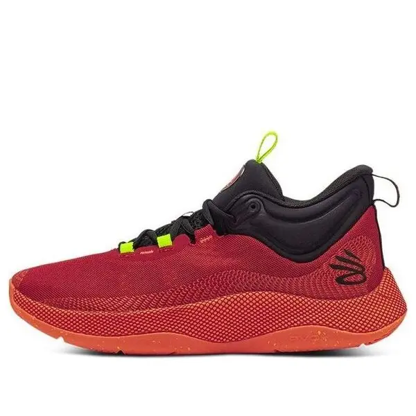 Under Armour Curry Hovr Splash Basketball Sneakers