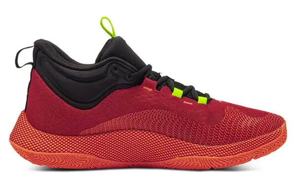 Under Armour Curry Hovr Splash Basketball Sneakers