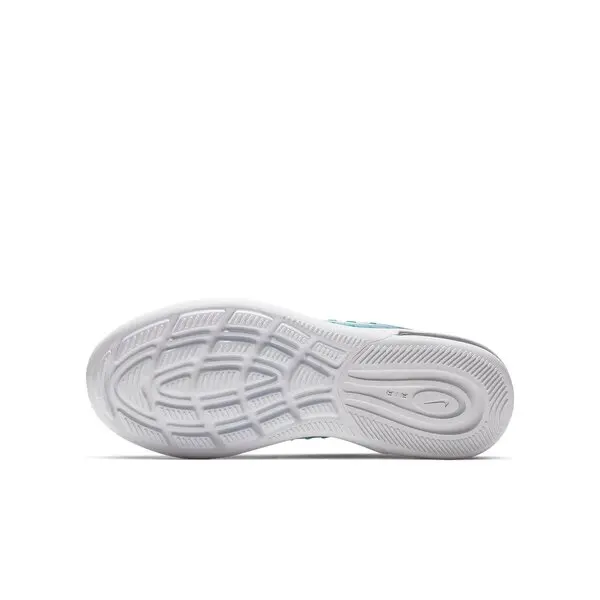 Nike Max Axis Sneakers