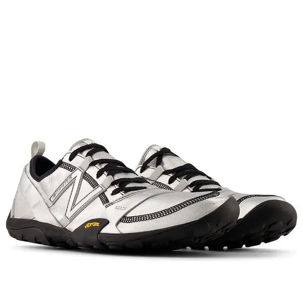 NEW BALANCE Mt10 Athletic Sneakers