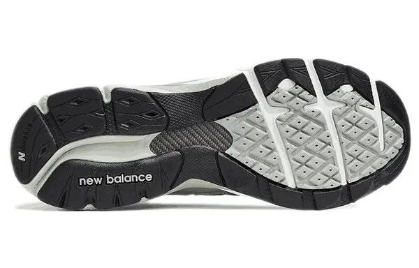 NEW BALANCE 920 "made In England" Sneakers - Grey