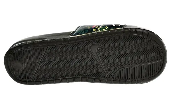 Nike Benassi Print "just Do It" Slides - Cargo Khaki/light Bone