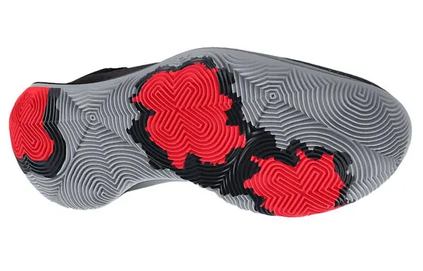 Under Armour Spawn 4 Mid Top Basketball Sneakers