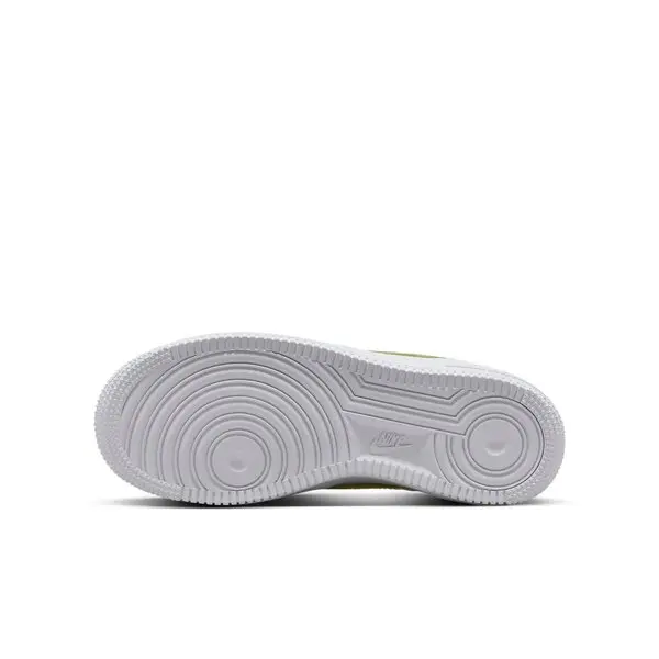 Nike Force 1 Lv8 Low Top Sneakers - White/volt