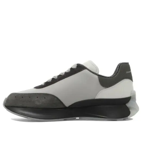 Alexander McQueen Sprint Runner Exaggerated-sole Sneakers - Grey/white