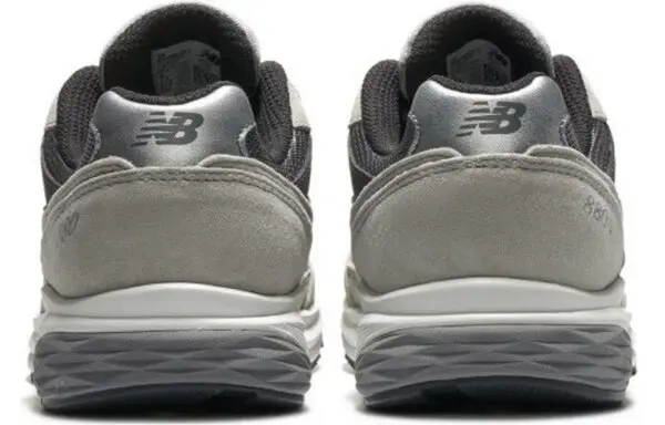 NEW BALANCE 880 "gun Metal" Low Top Sneaker - Grey