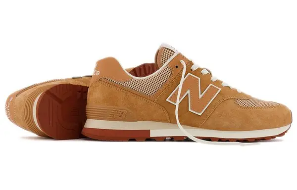 NEW BALANCE 574v2 Sneakers - Brown