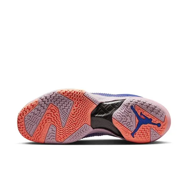 JORDAN 37 Low Pf