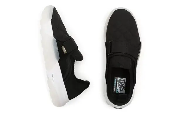 VANS Comfycush Slip-on Sneakers - Black/white