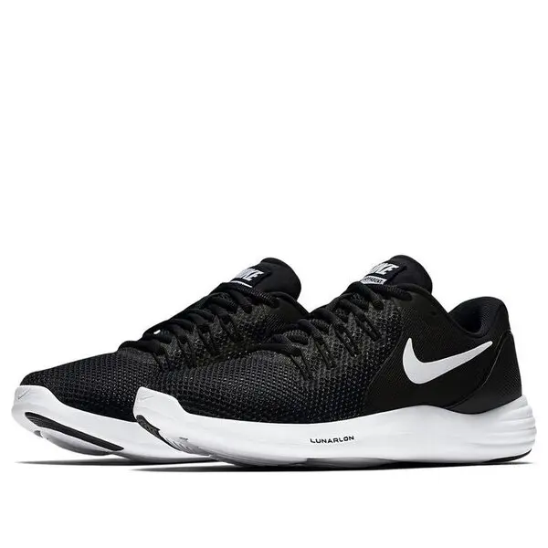 Nike Lunar Apparent Low Top Sneakers