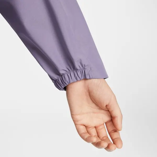 Nike X Cascade Rains Storm-fit Windproof Water Repellent Lightweight Packable Jacket - Purple