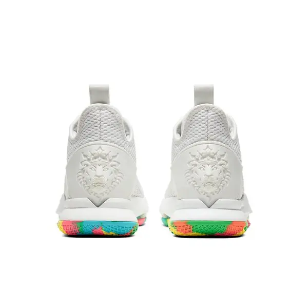 Nike Lebron Witness 4 Ep Athletic Sneakers - White