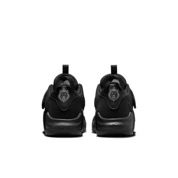 Nike Lebron Witness 7 Mid Top Basketball Sneakers