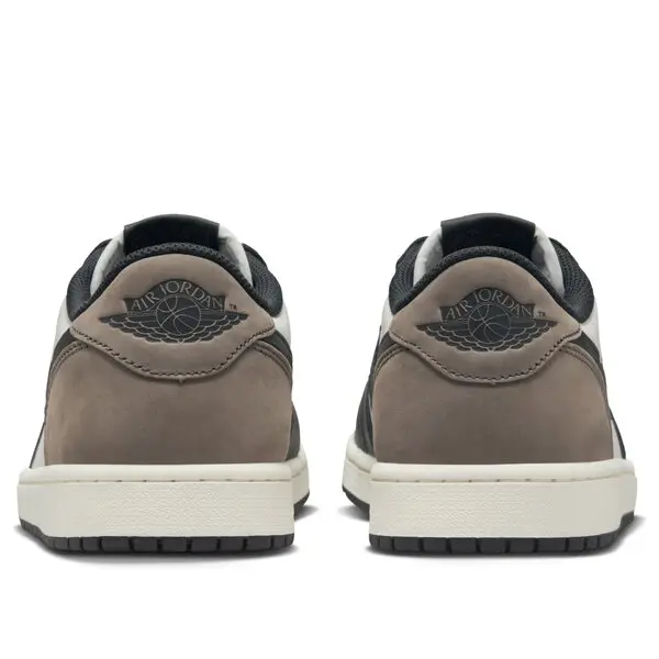 JORDAN 1 Low Og "mocha" Sneakers - Multi-color