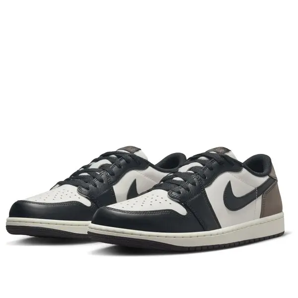 JORDAN 1 Low Og "mocha" Sneakers