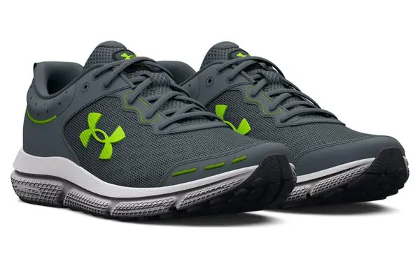 Under Armour Charged Assert Sneakers