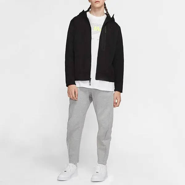 Nike Tech Essential Hooded Jacket