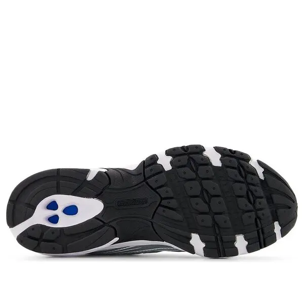 NEW BALANCE 740 Athletic Sneakers