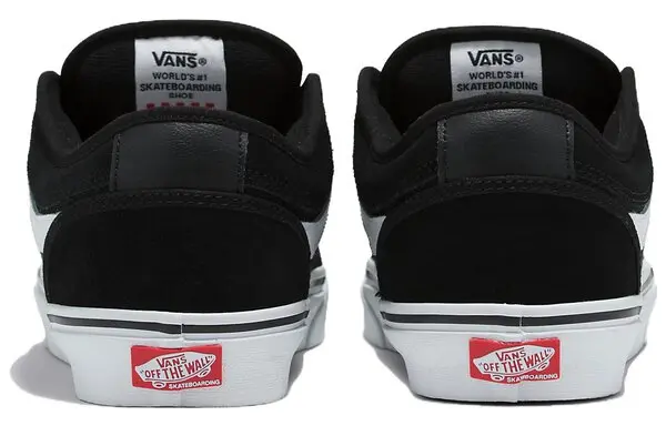 VANS Chukka Low Sidestripe Sneakers - Black/white