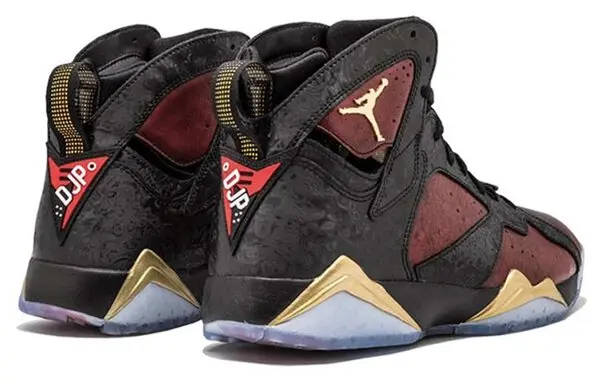 JORDAN 7 Retro 'doernbecher' High Top Sneakers
