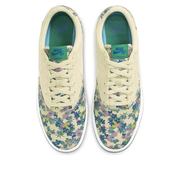 Nike Charge Cnvs Prm Low Top Sneakers
