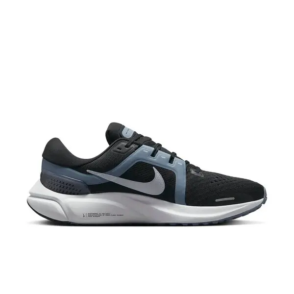 Nike Zoom Vomero 16 Athletic Sneakers