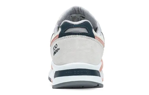 NEW BALANCE 530 Running Sneaker - White/pink