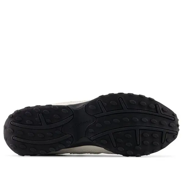 NEW BALANCE 204l "year Of The Horse" Sneakers - White/black