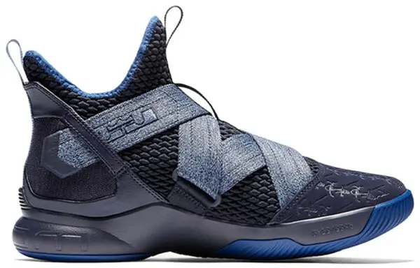 Nike Lebron Soldier 'anchor' Sneakers - Dark Blue
