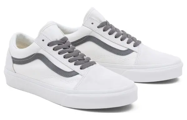 VANS Old Skool Low Top Sneakers - White/gray