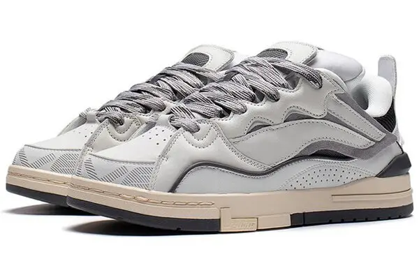 LI-NING Superwave Golden Athletic Sneakers